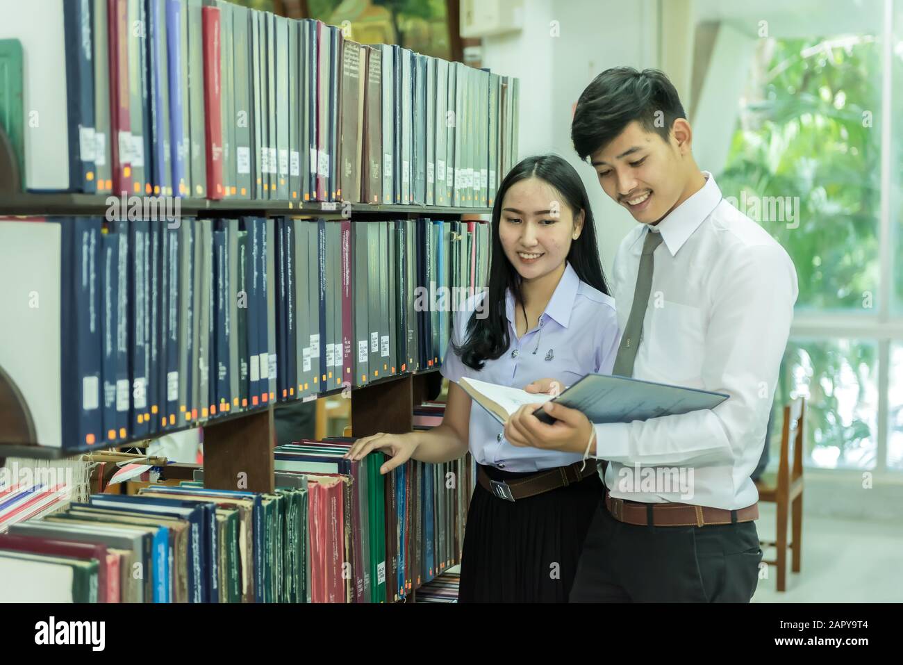 University student revising library hi-res stock photography and images ...