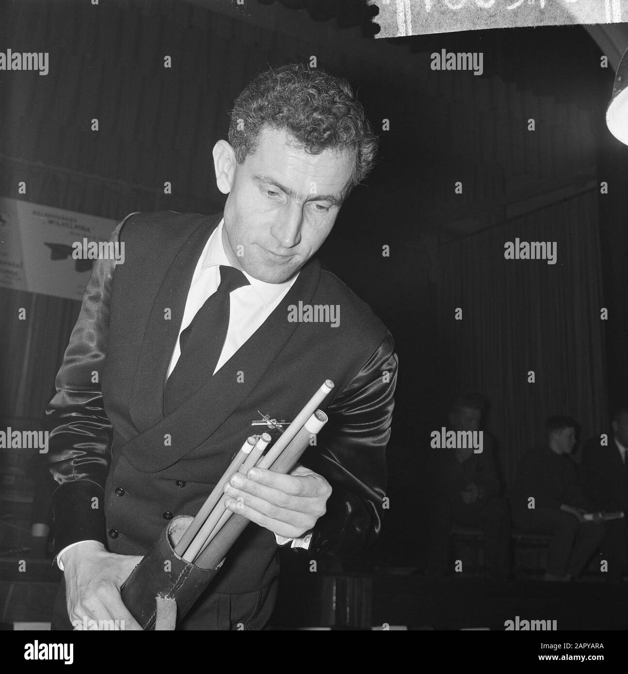 Henk Scholte Dutch champion 47/2, Tini Wines Date: February 16, 1964 ...