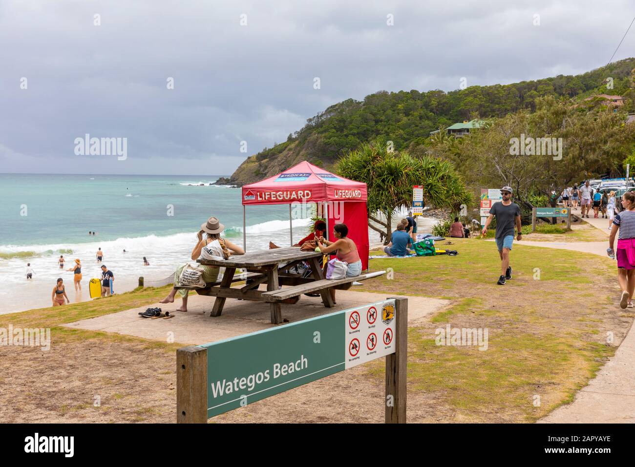 Gazebo on beach hi-res stock photography and images - Alamy