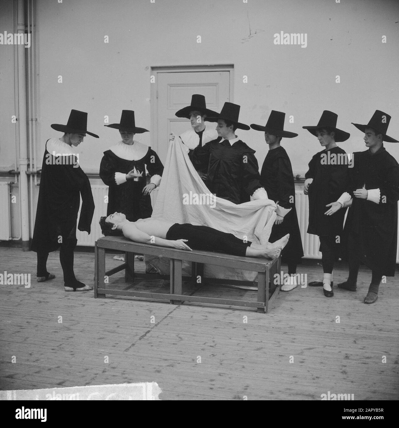 Nederlands Dance Theatre brings the ballet Anatomical Lesson, scene on ...