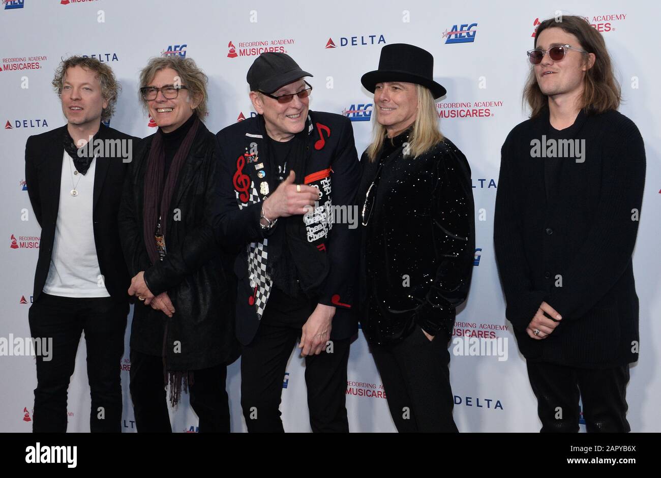 Los Angeles, USA. 25th Jan, 2020. (L-R) Daxx Nielsen, Tom Petersson ...