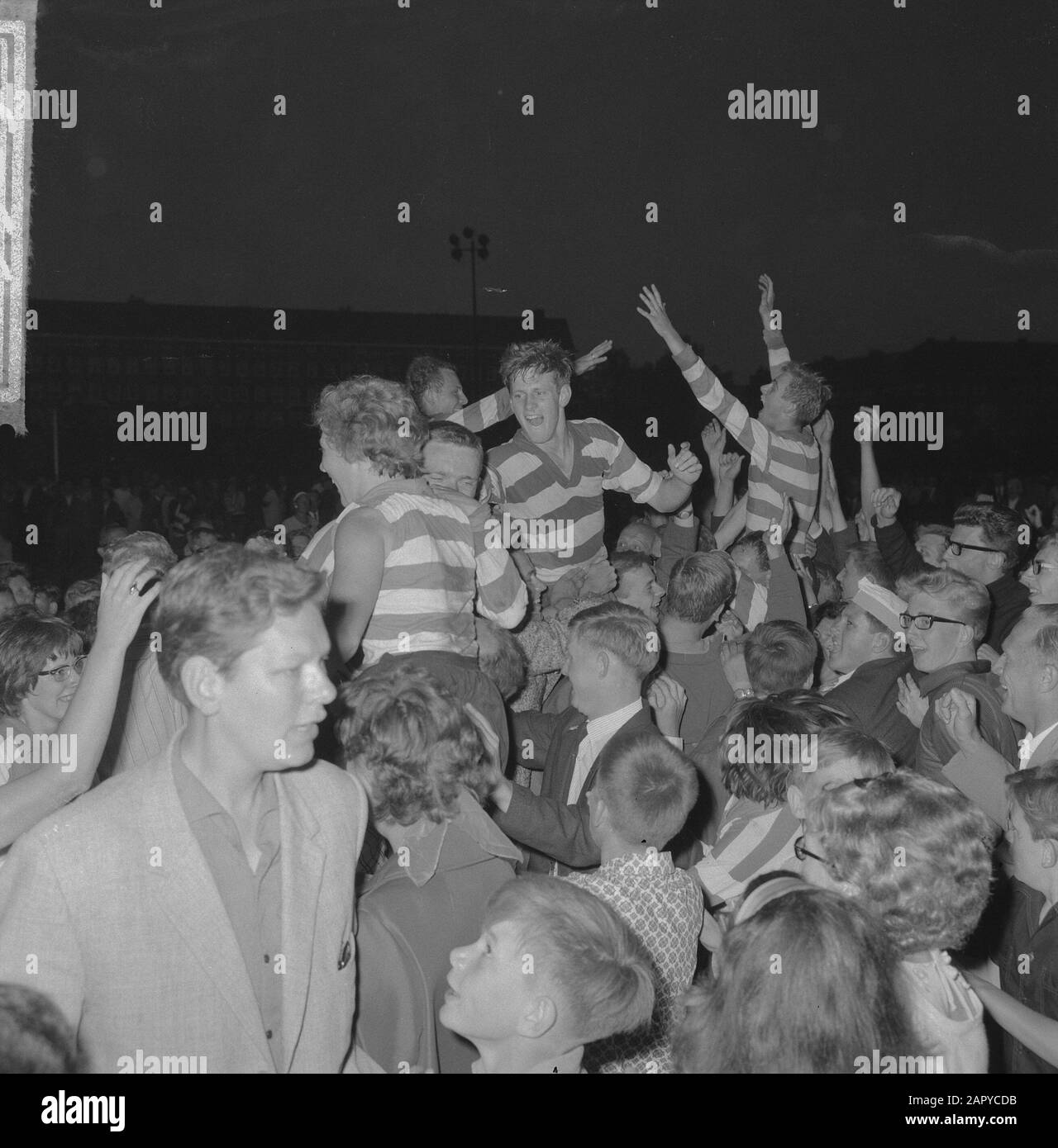 1964 the tribute Black and White Stock Photos & Images - Alamy