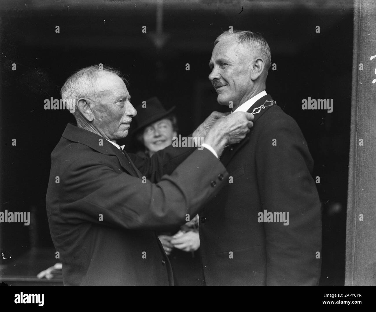 Installation mayor of Diepeveen Date: 24 May 1946 Keywords: MAYOR ...