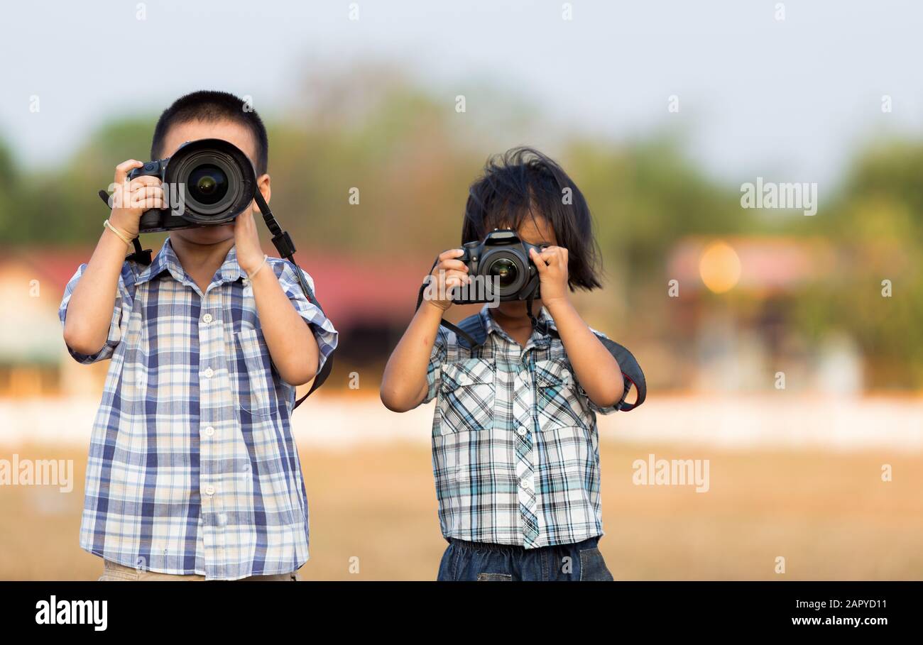 Professional photographer kids hi-res stock photography and images - Alamy