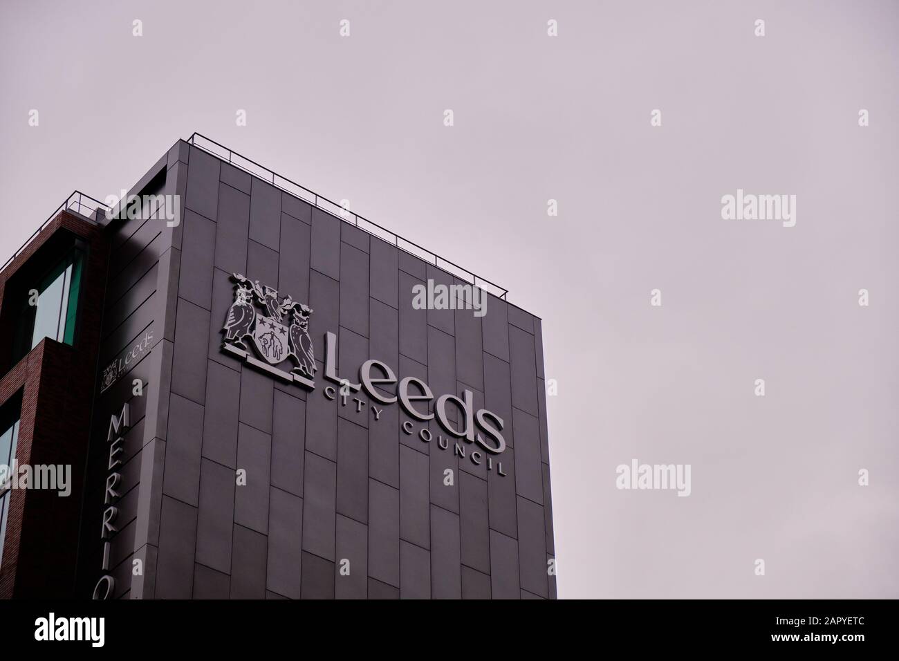 Leeds town hall design hi-res stock photography and images - Alamy