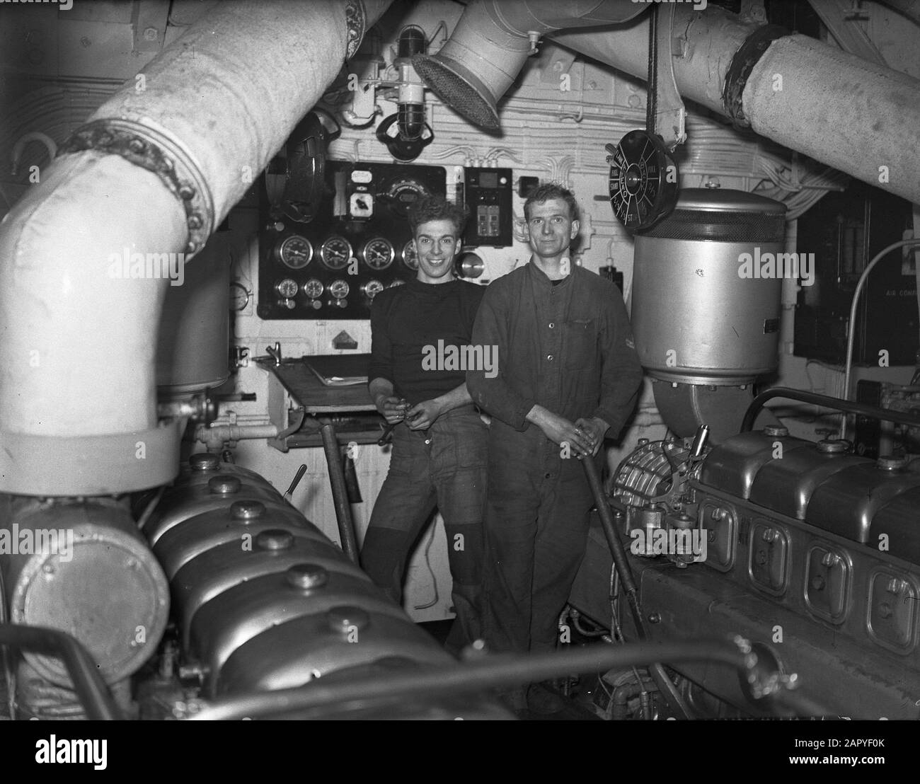 Engine room mv34 hi-res stock photography and images - Alamy