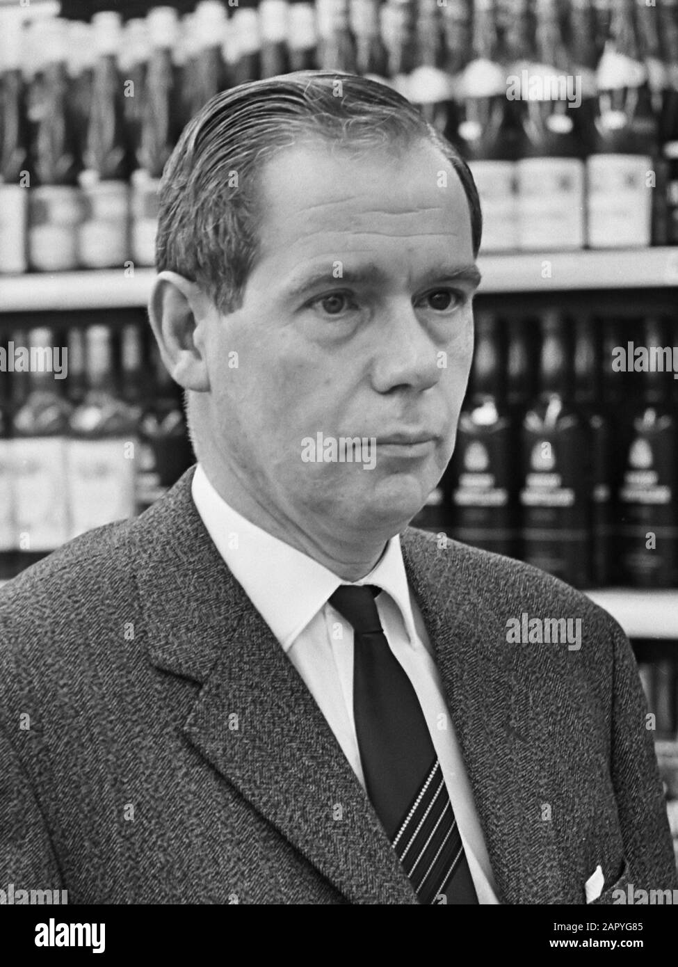 Jac Hermans (kruidenier) 23 januari 1967 Stock Photo - Alamy