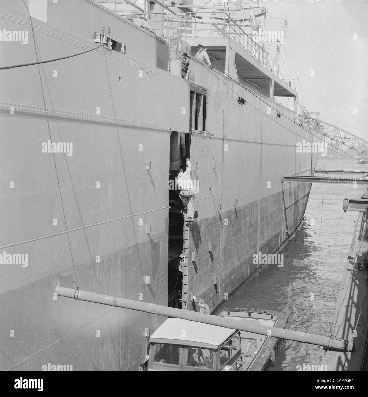 Two joined pieces hi-res stock photography and images - Alamy