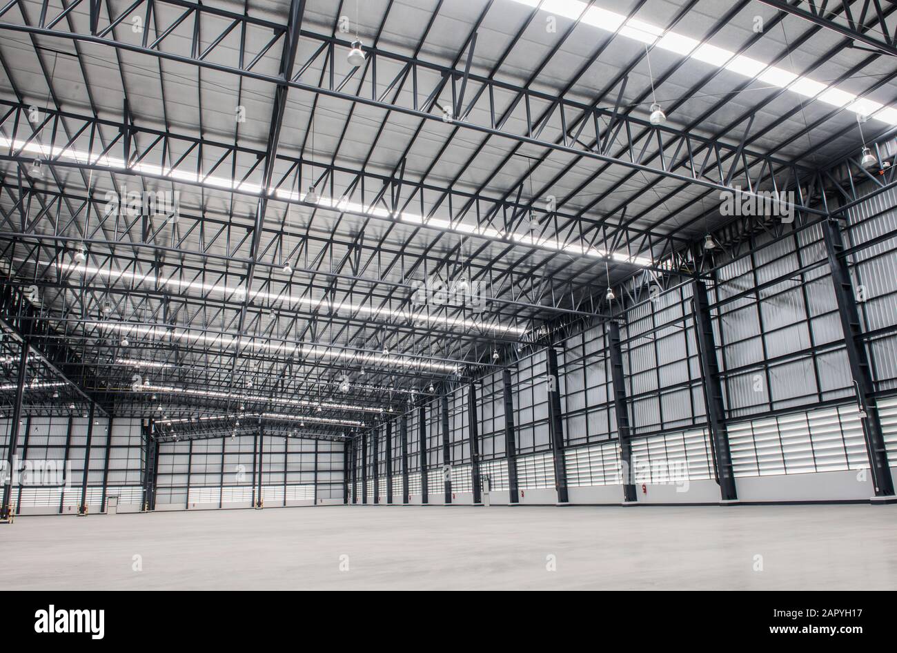 Large modern empty storehouse Stock Photo - Alamy