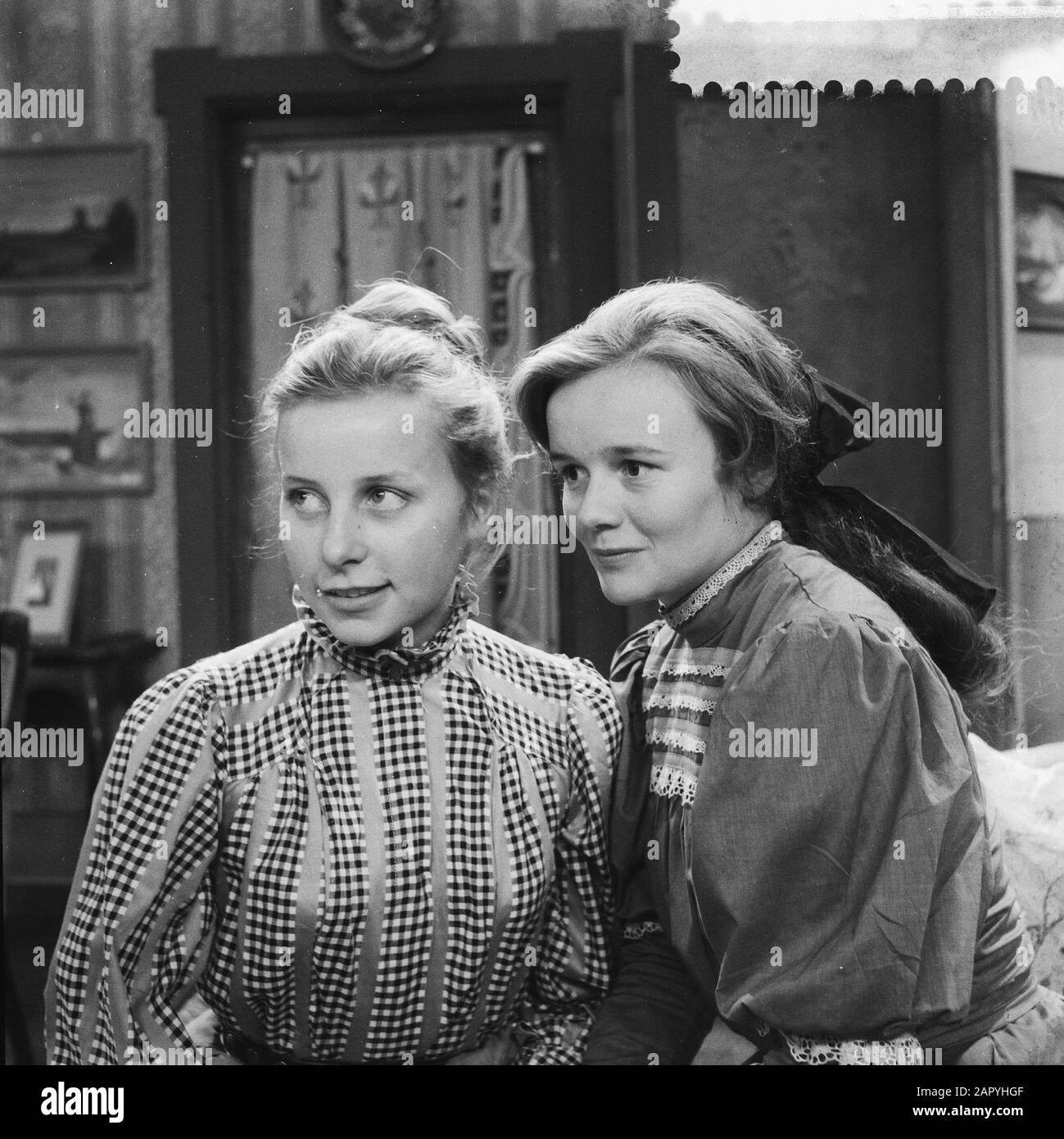 Amy grey hi-res stock photography and images - Alamy