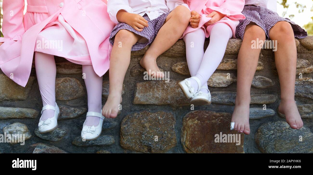 Cute wallpapers girl hi-res stock photography and images - Alamy