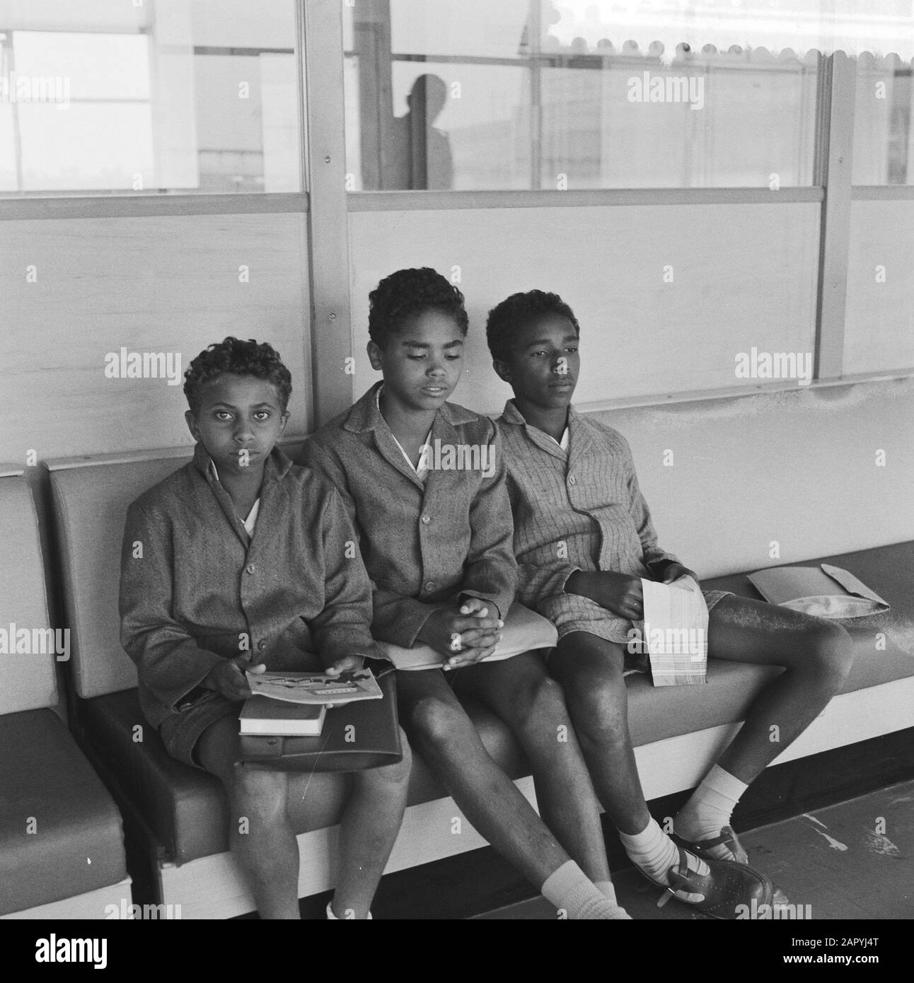 Evacuation from Belgian Congo at Brussels airport Zavente Date: 20 June ... Evacuation from Belgian Congo at Brussels airport Zavente Date: 20 June ...