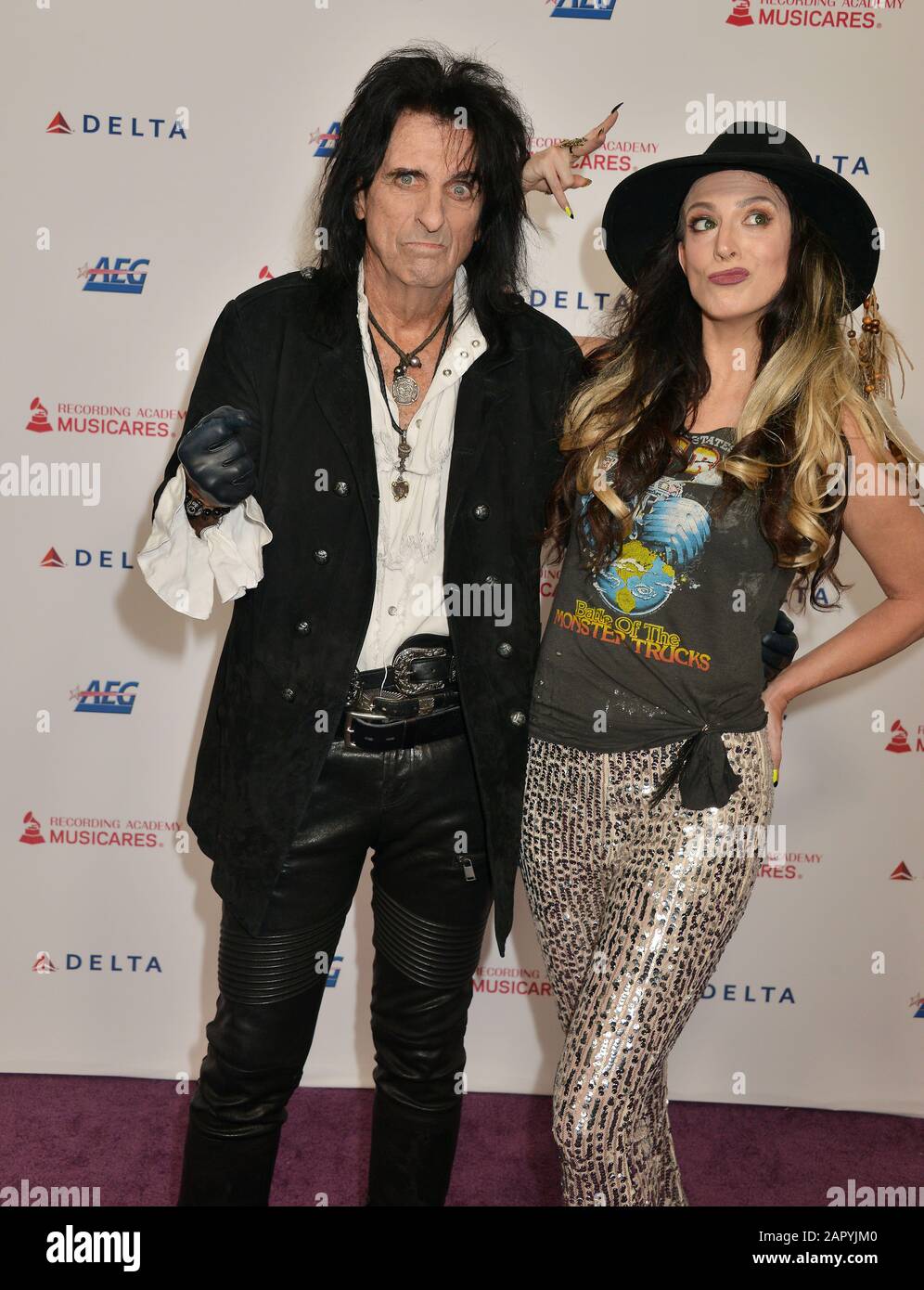 Calico cooper hi-res stock photography and images - Alamy