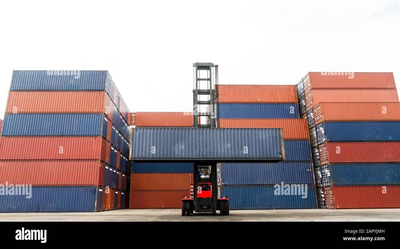 Container shipping rail yard hi-res stock photography and images - Alamy