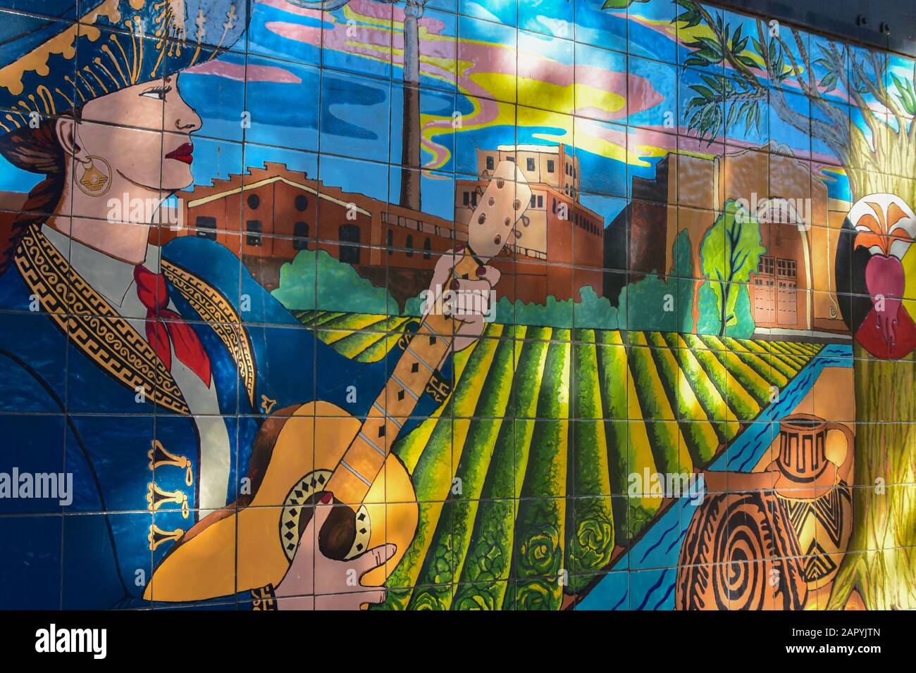 Hispanic mural united states hi-res stock photography and images - Alamy