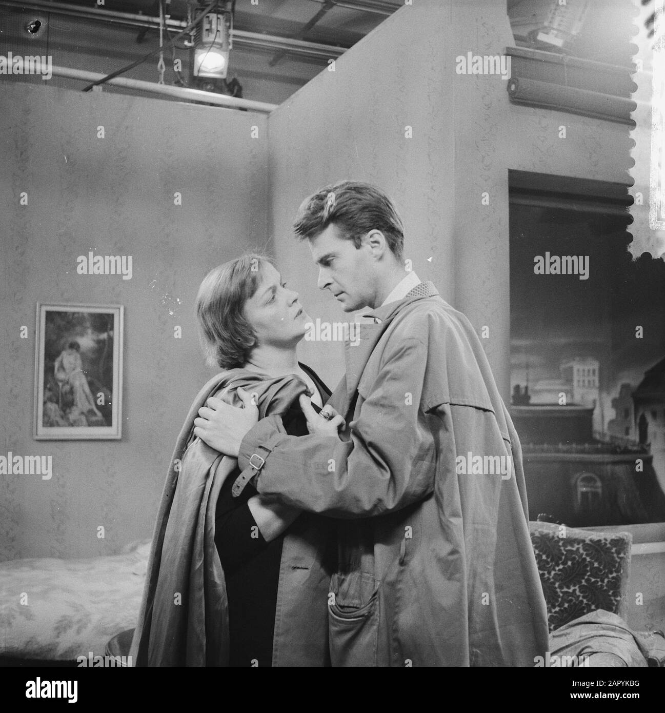 VPRO Television Game High is the sky, left Elise Hoomans right Ton Kuyl ...