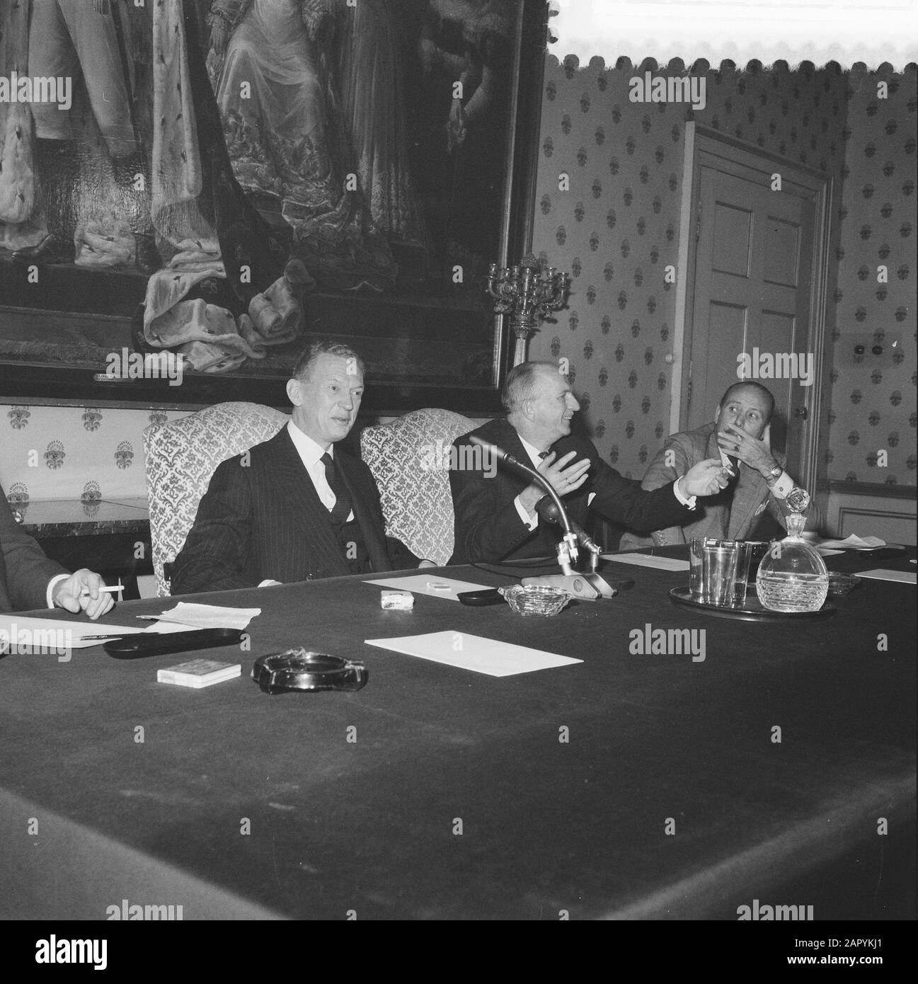 5 december 1959 hi-res stock photography and images - Alamy