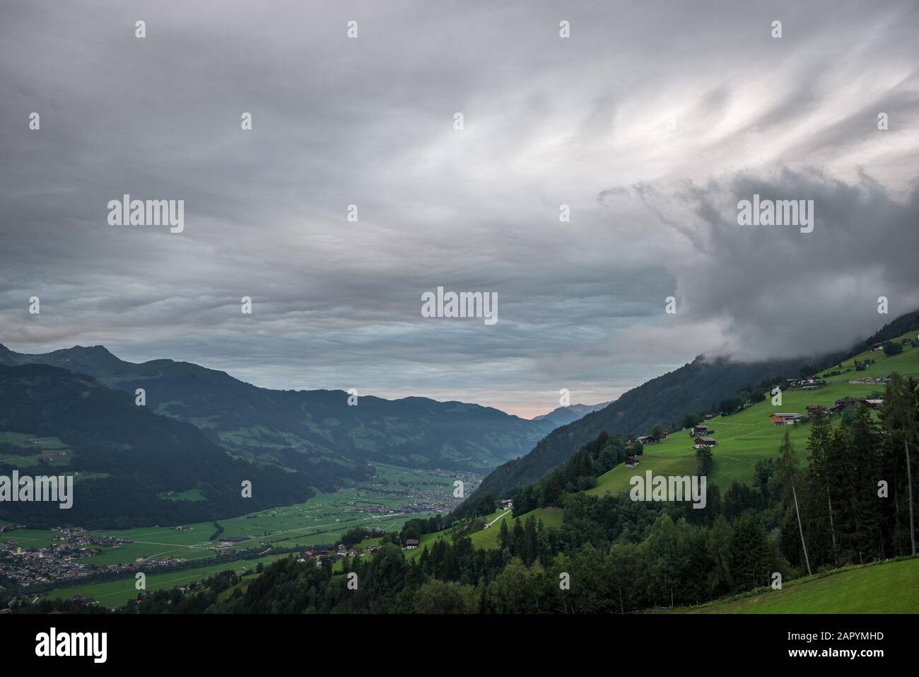 Clouds into the valley hi-res stock photography and images - Alamy