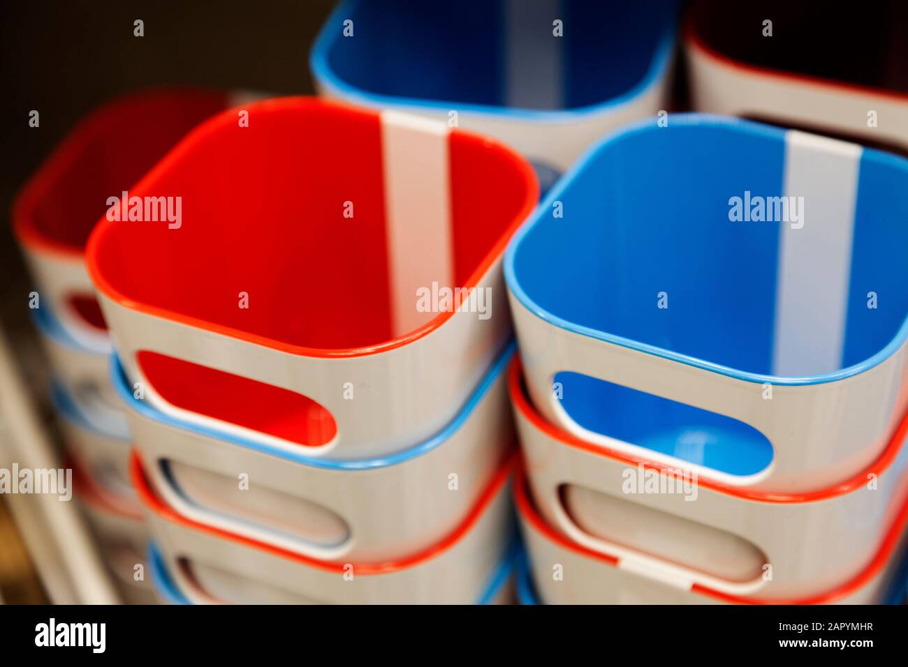 Tooth Mugs High Resolution Stock Photography and Images - Alamy