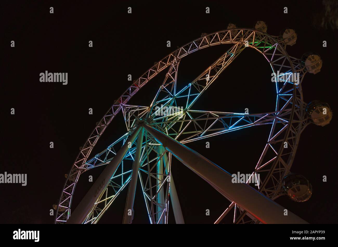 Melbourne, Australia - April 20, 2017: Melbourne Star observation wheel ...