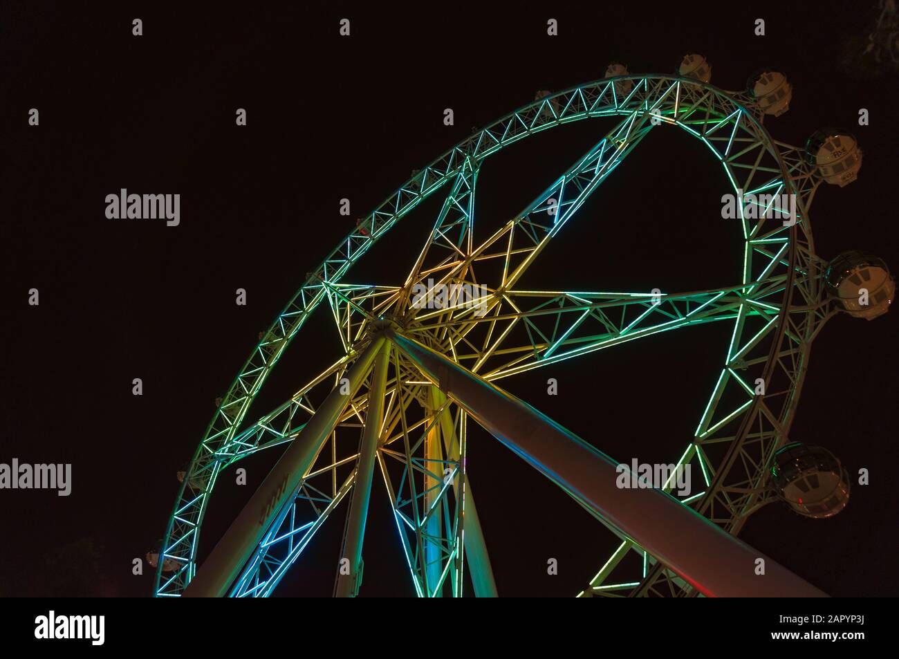 Melbourne, Australia - April 20, 2017: Melbourne Star observation wheel ...