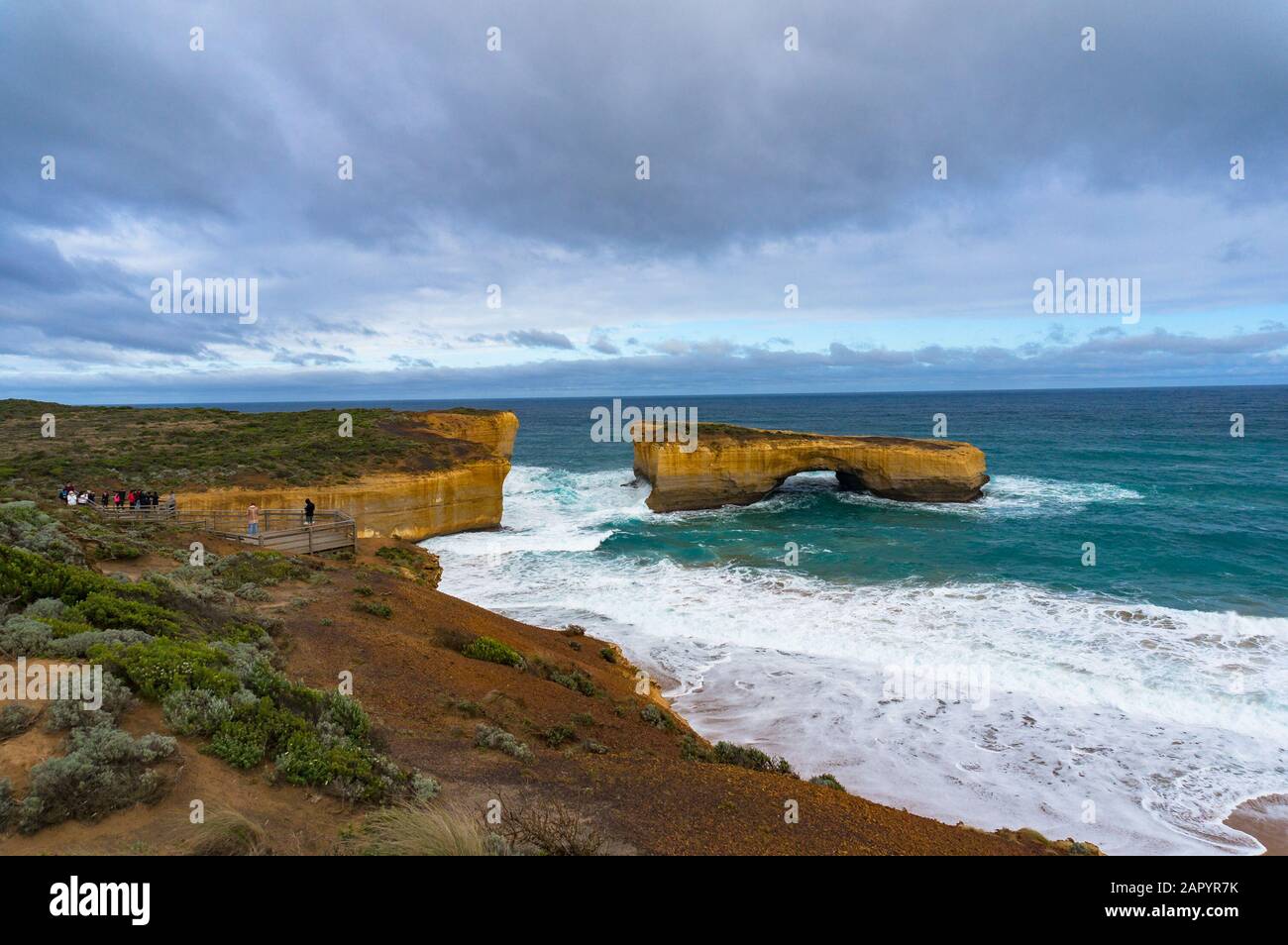 London bridge rock formation hi-res stock photography and images - Alamy