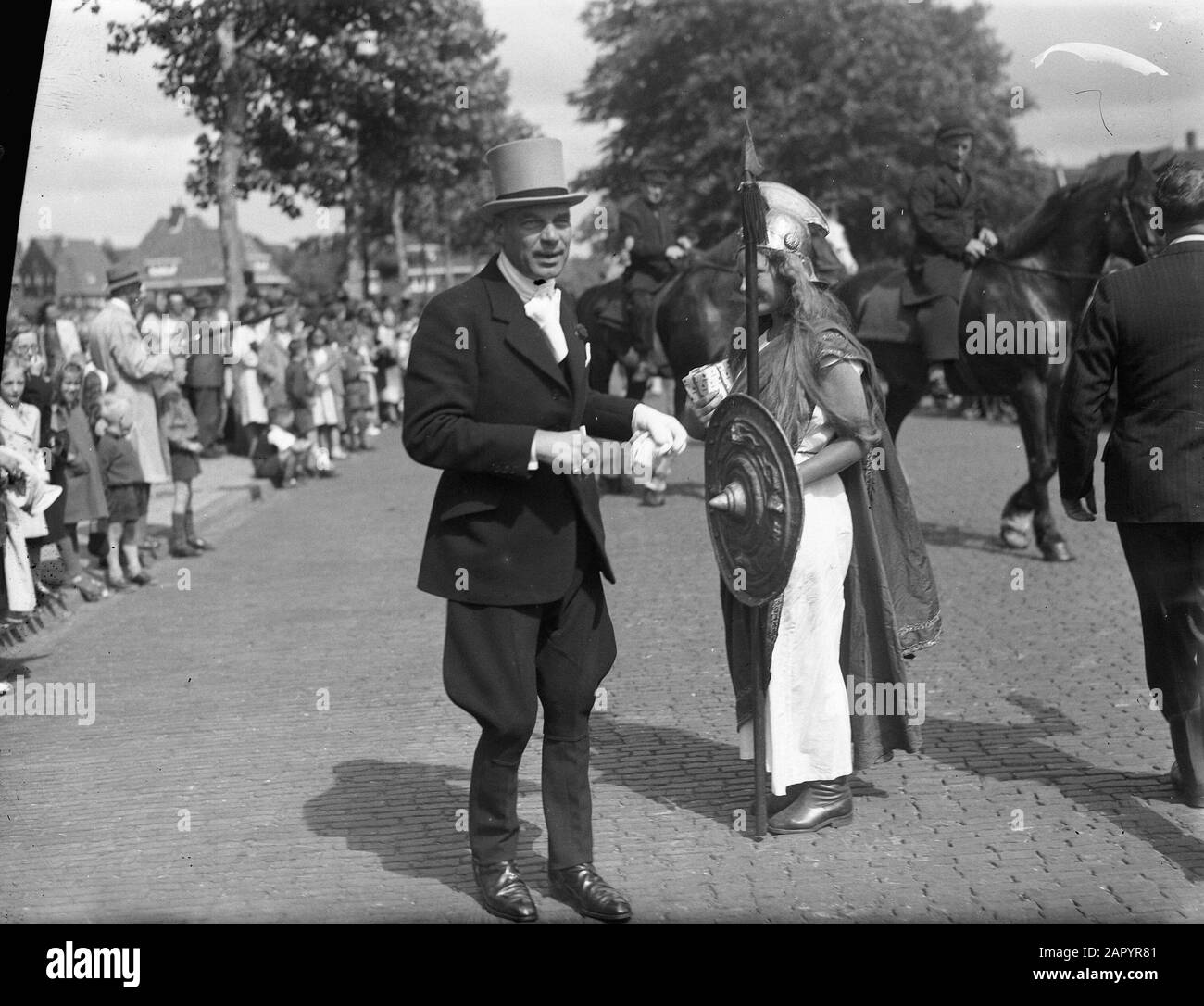 Equestrian spectacle Black and White Stock Photos & Images - Alamy