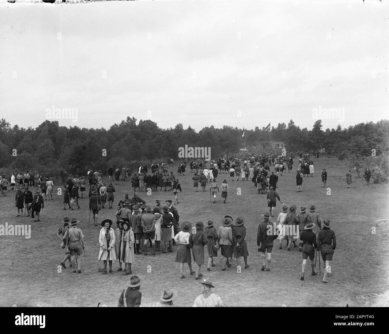 Explorers team hi-res stock photography and images - Alamy