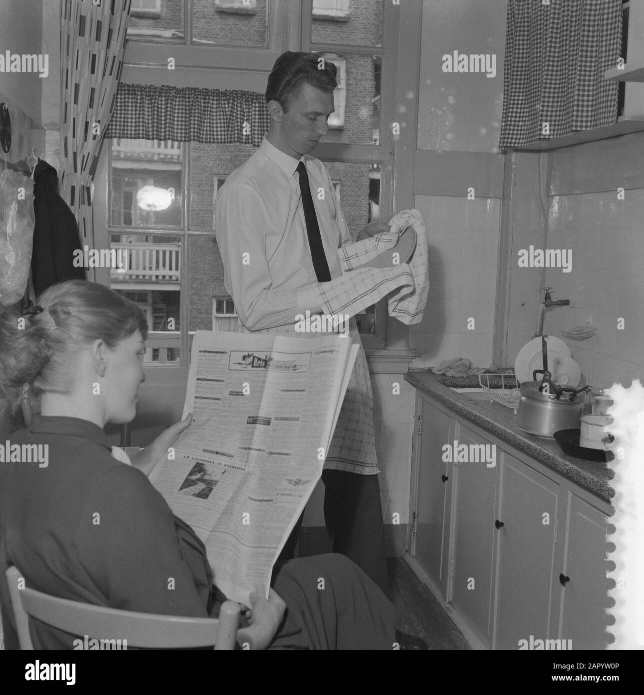 Free saturday hi-res stock photography and images - Alamy