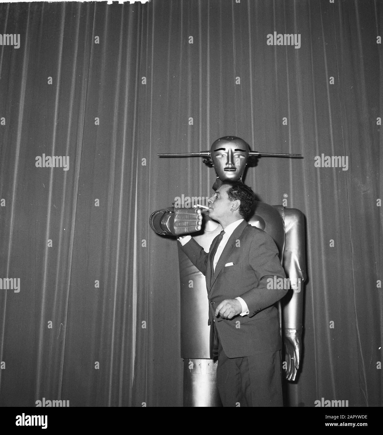 Robot sabor Black and White Stock Photos & Images - Alamy