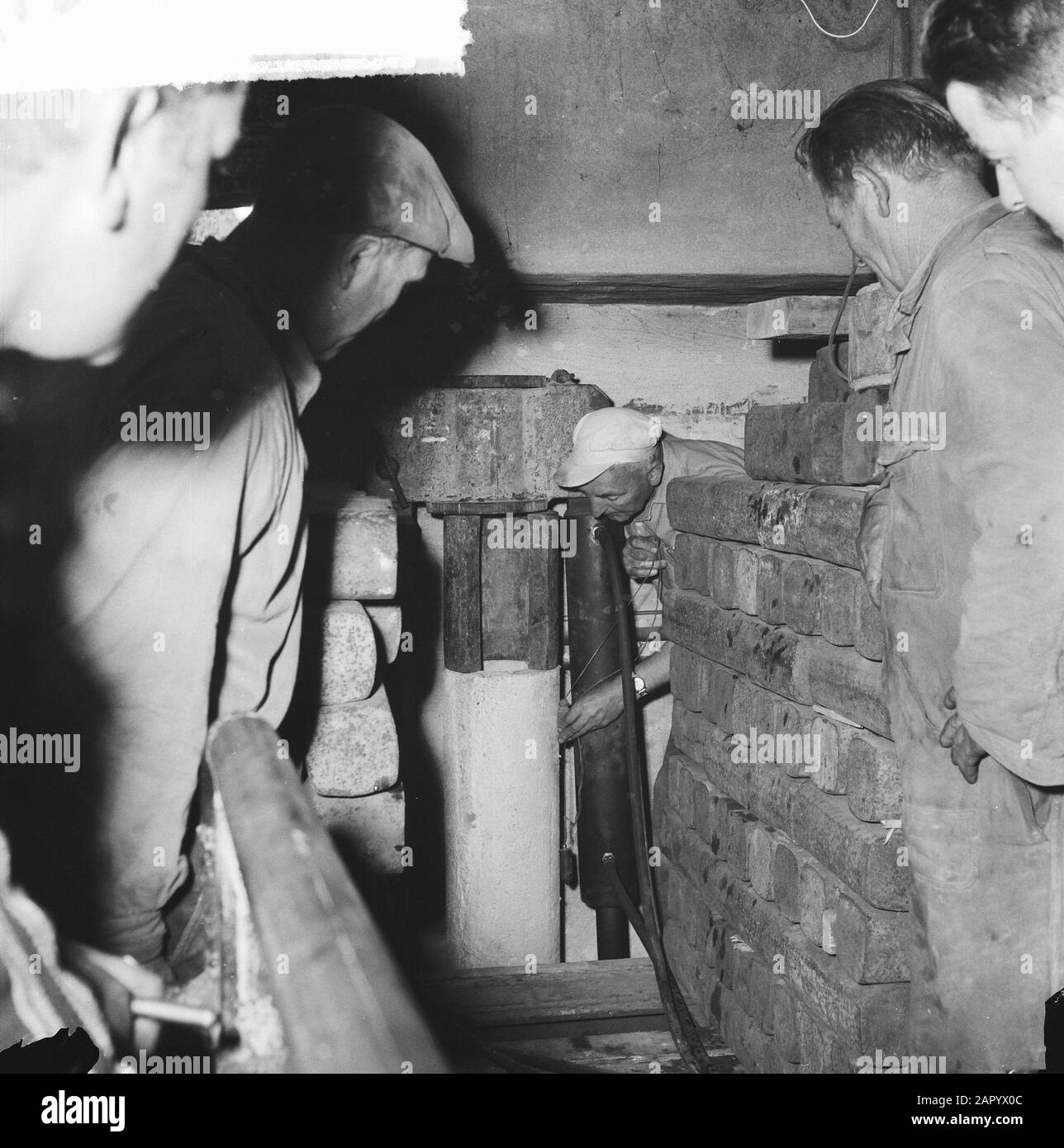 Science engineering fair Black and White Stock Photos & Images - Alamy