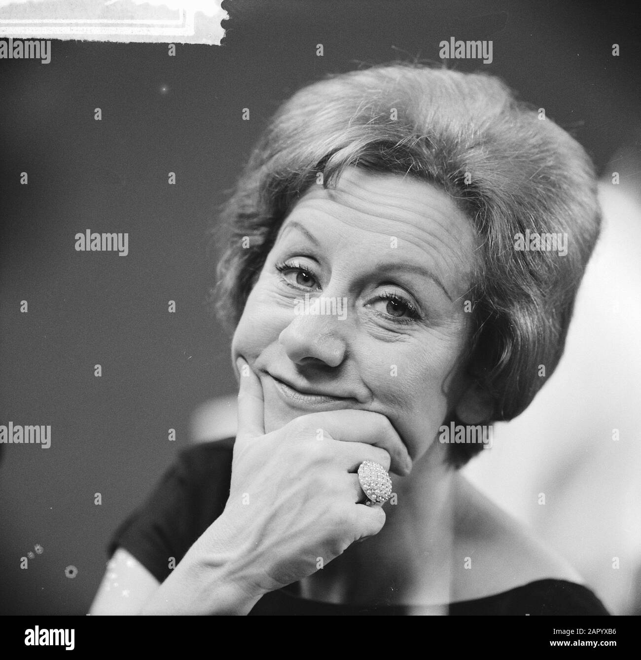 Television title by Conny Stuart Date: June 23, 1961 Keywords ...