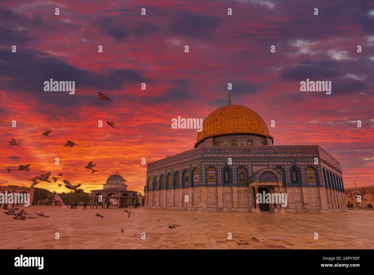 Temple mount jerusalem sunset hi-res stock photography and images - Alamy