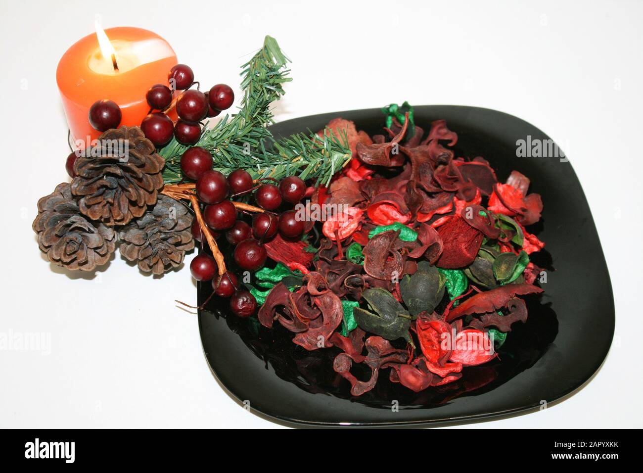 Still life of potpourri and candle hi-res stock photography and images ...