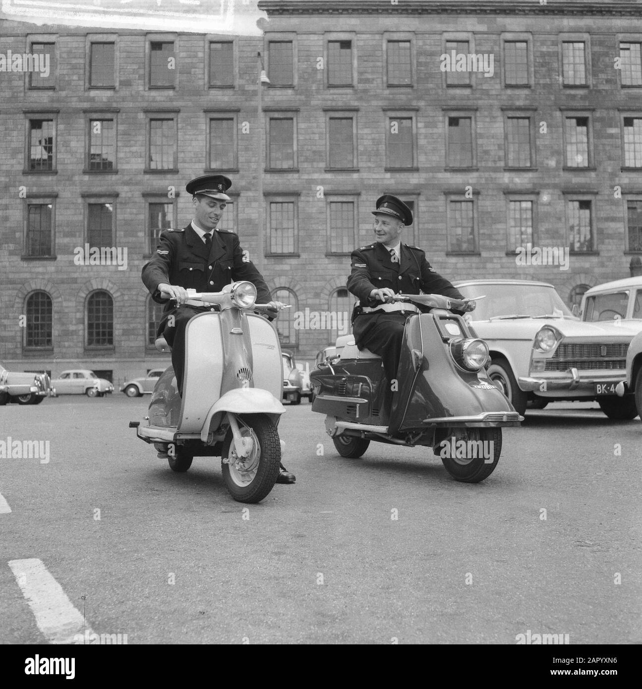 Rotterdam police hi-res stock photography and images - Alamy