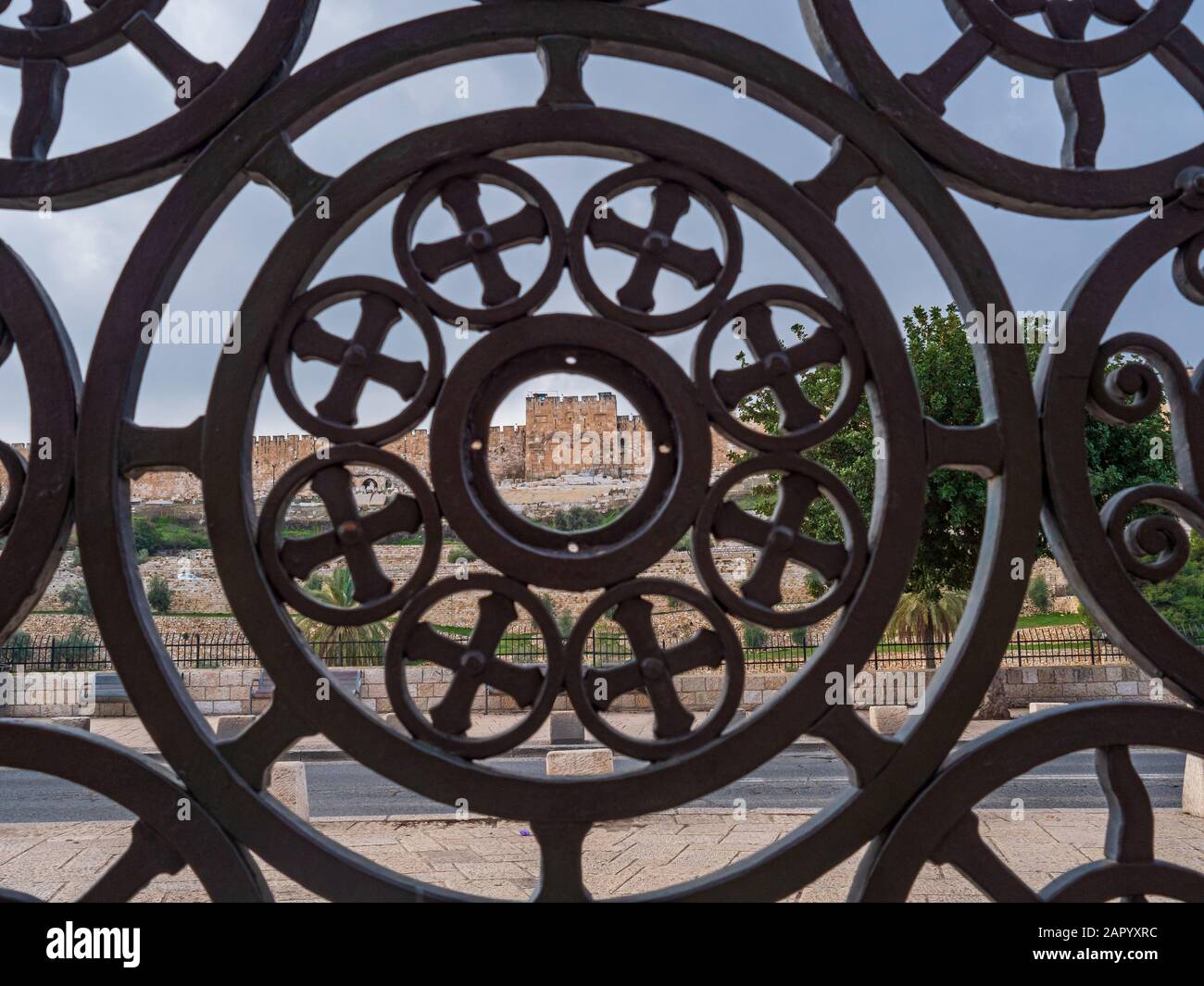 Golden gate jerusalem hi-res stock photography and images - Alamy
