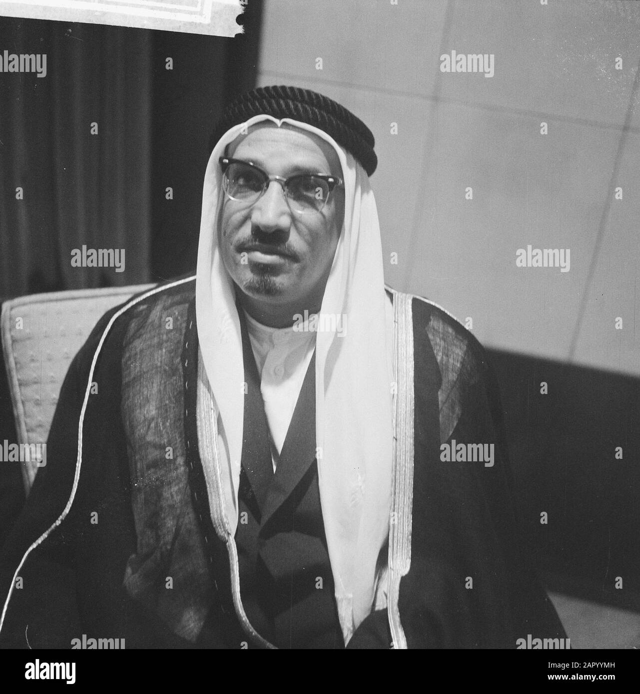 Sheik's hi-res stock photography and images - Alamy