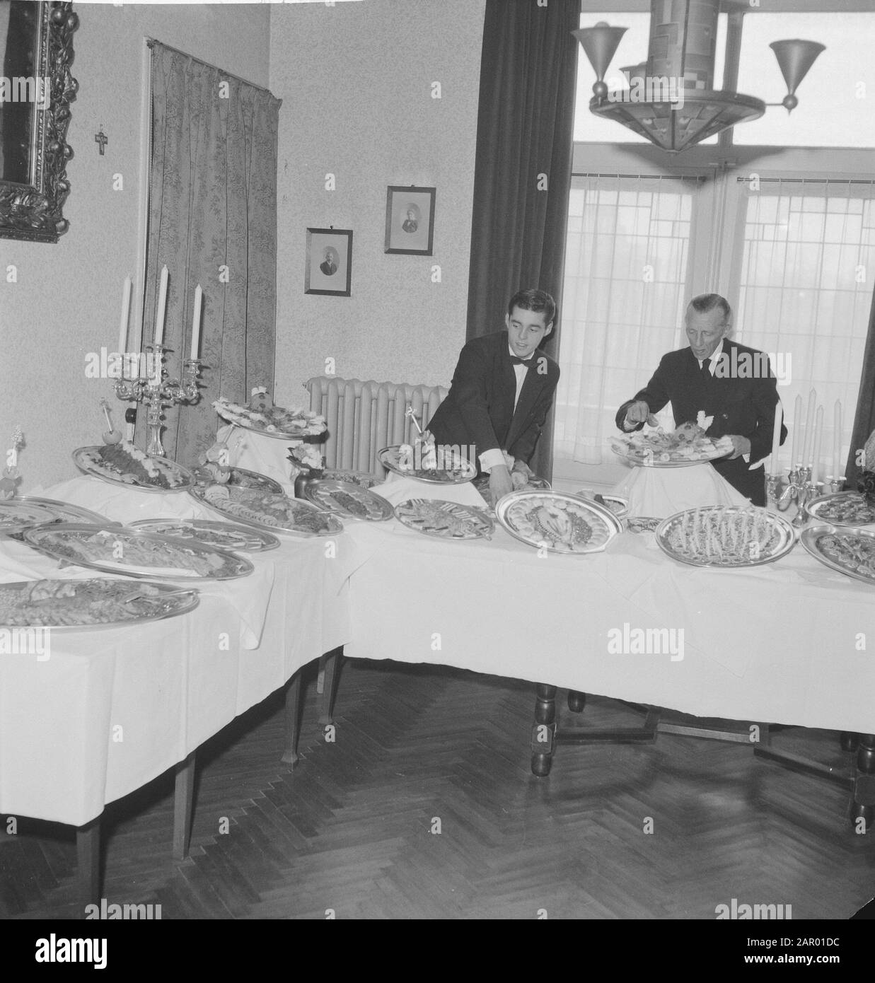 Student visits hi-res stock photography and images - Alamy