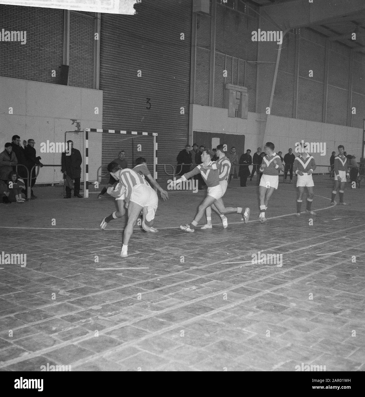 Hall handball Christmas tournament in Utrecht. Game Moments Date ...