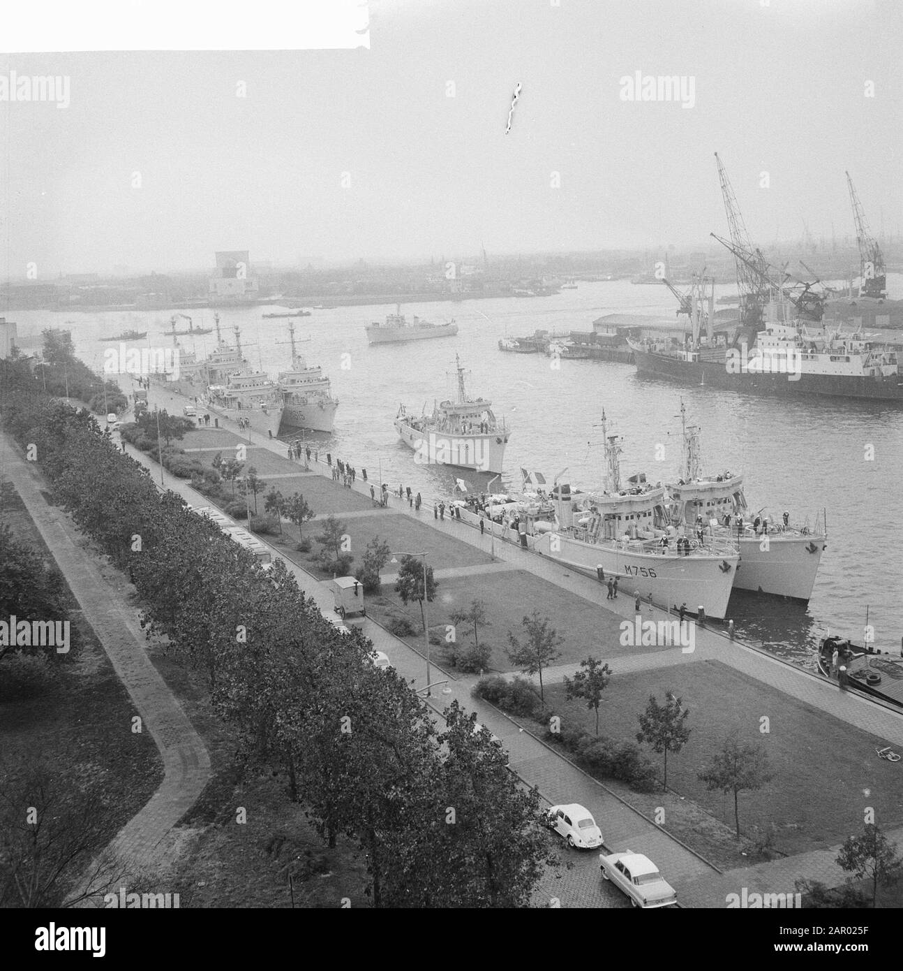 Rotterdam overviews hi-res stock photography and images - Alamy