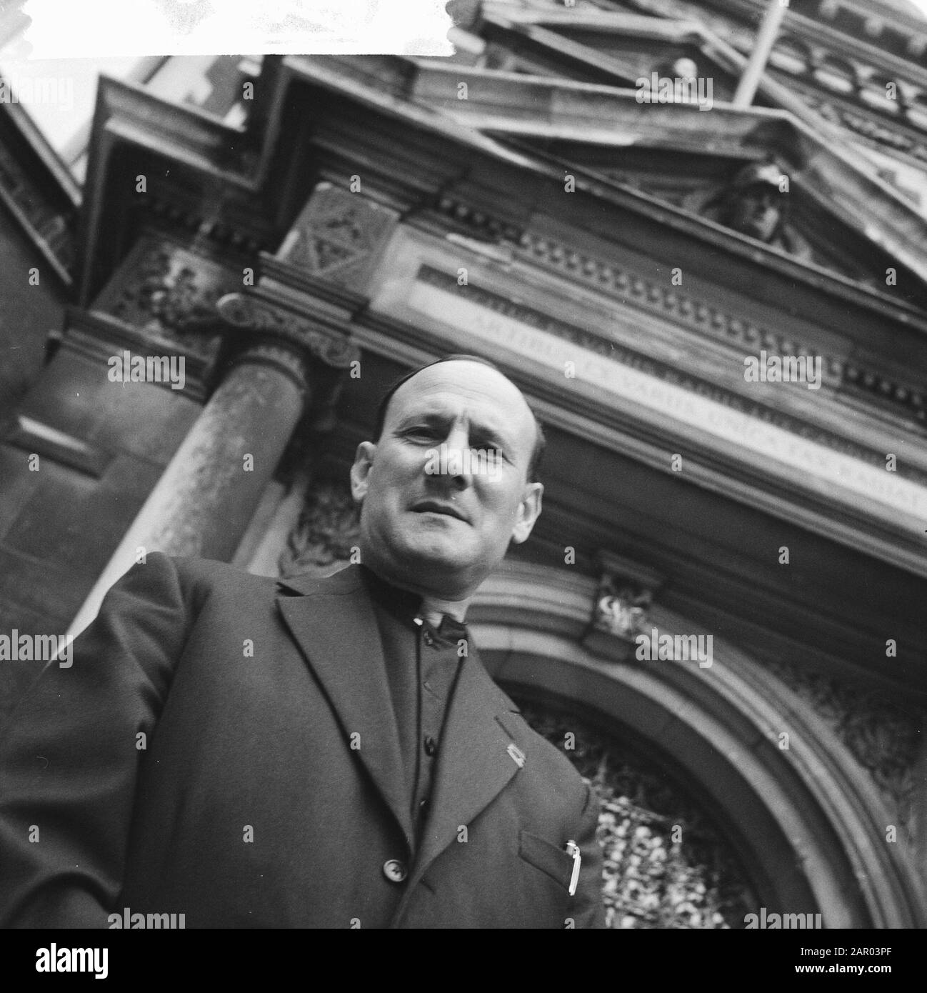 Pater Pire portrait Date: 28 May 1962 Location: Utrecht Keywords ...