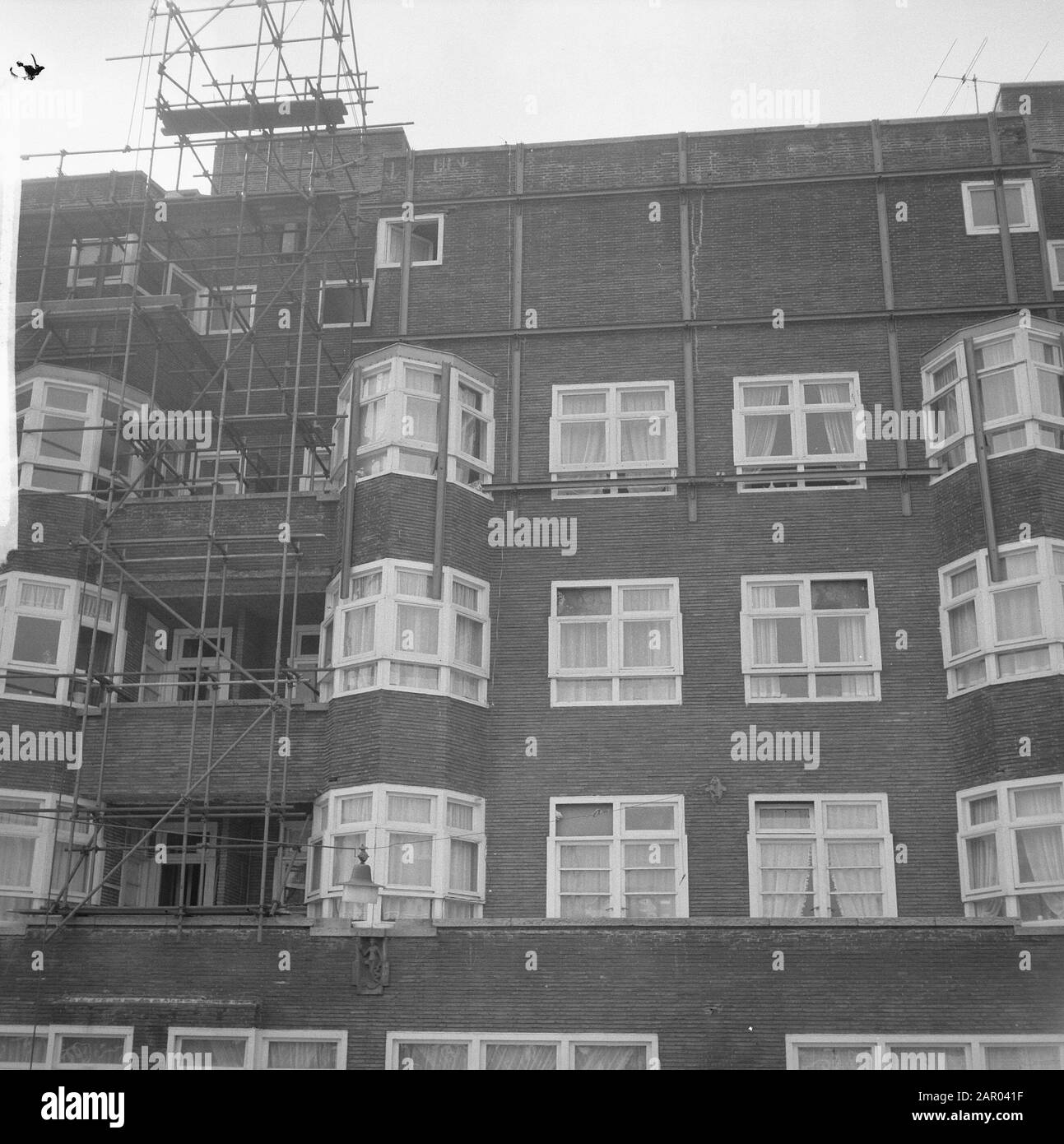 Apartment building on the Vijzelstraat restored Date: April 9, 1962 ...