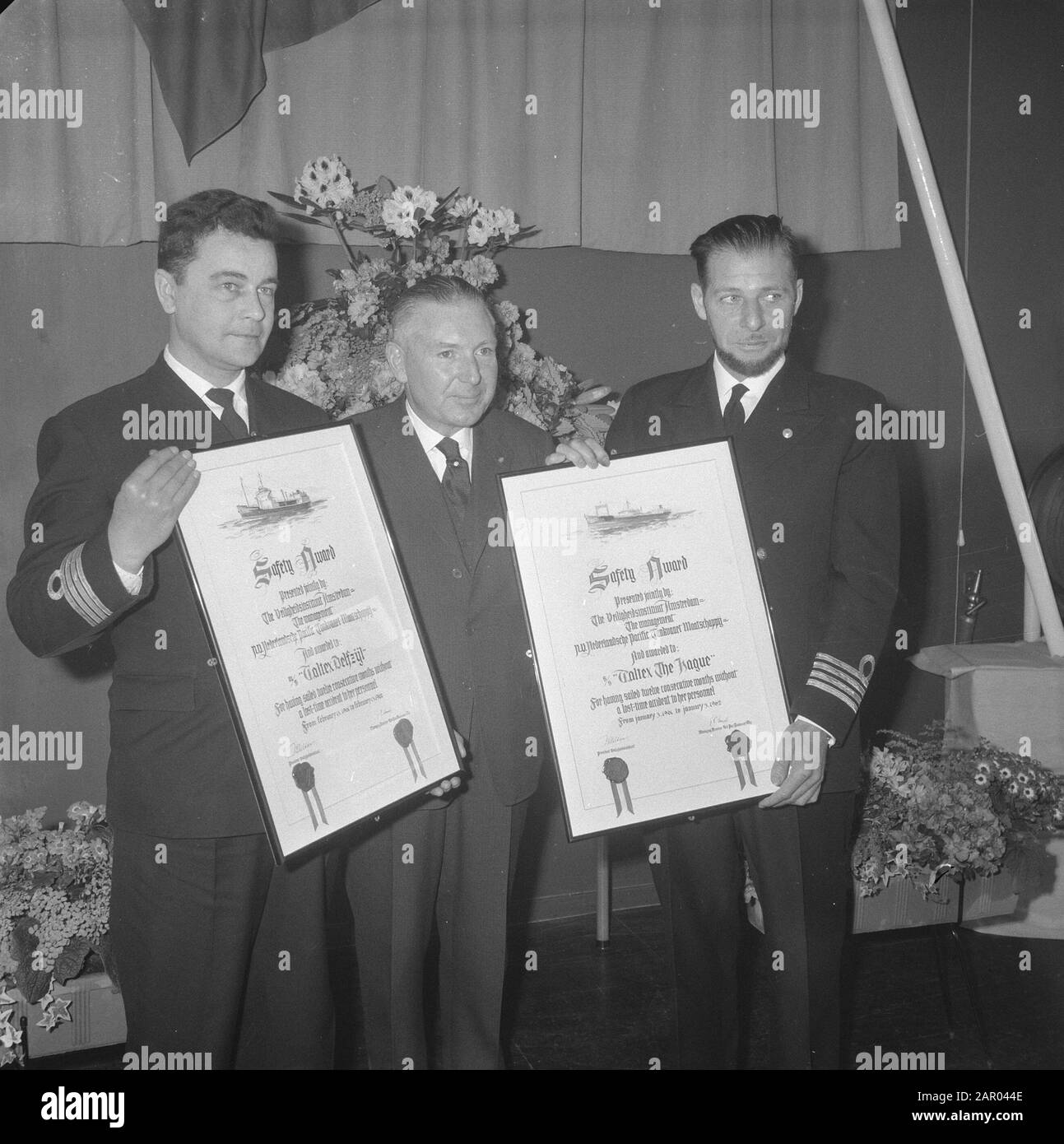 Safety Award for captains Date: April 10, 1962 Stock Photo - Alamy