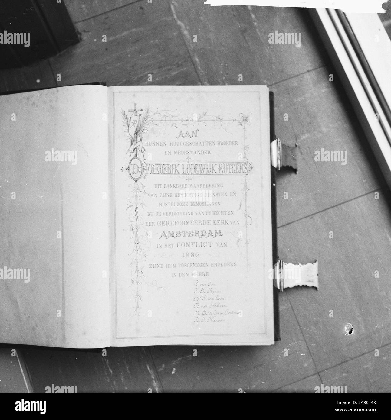 Trouw newspaper Black and White Stock Photos & Images - Alamy