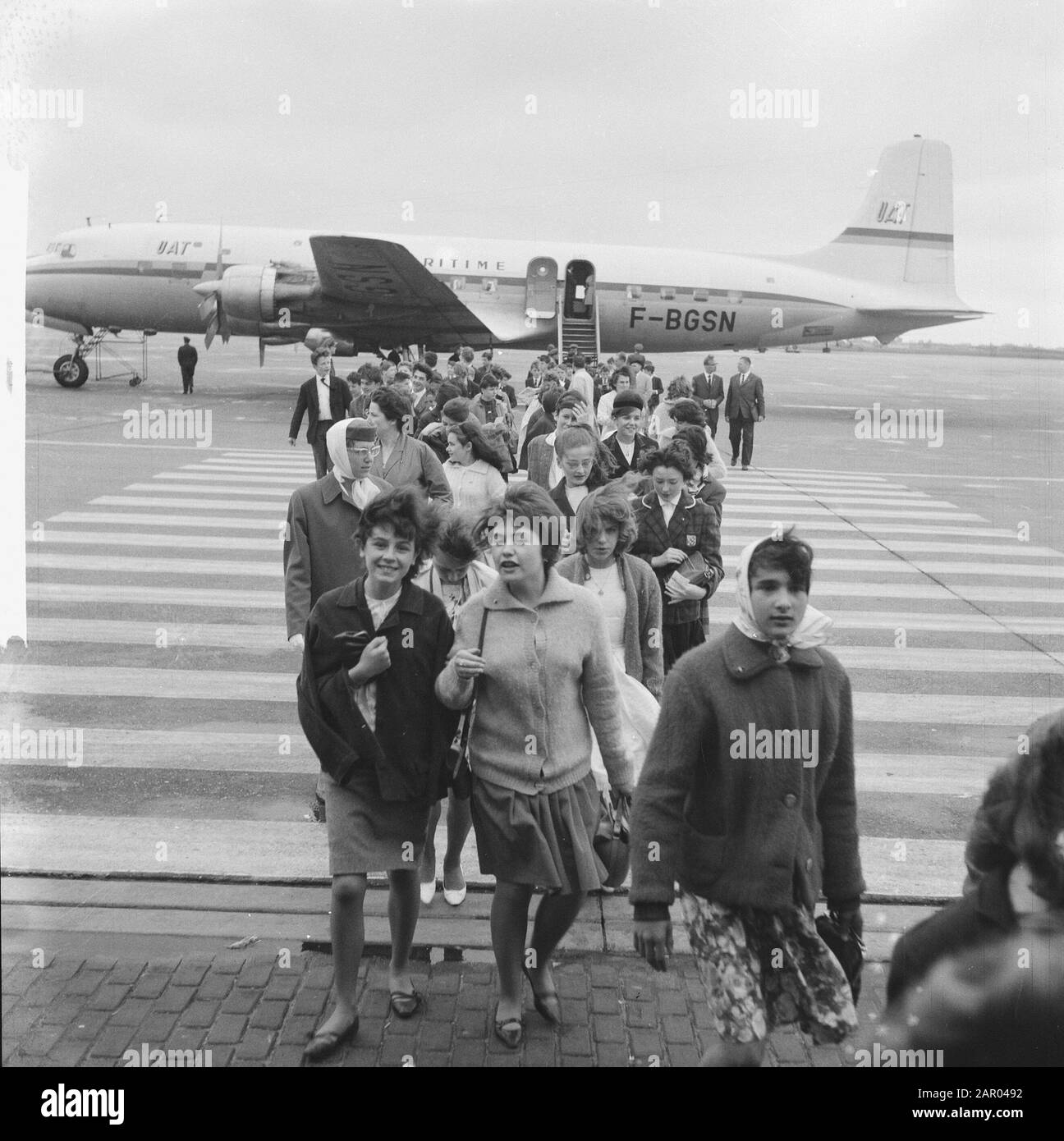 Day plane travel Black and White Stock Photos & Images - Alamy