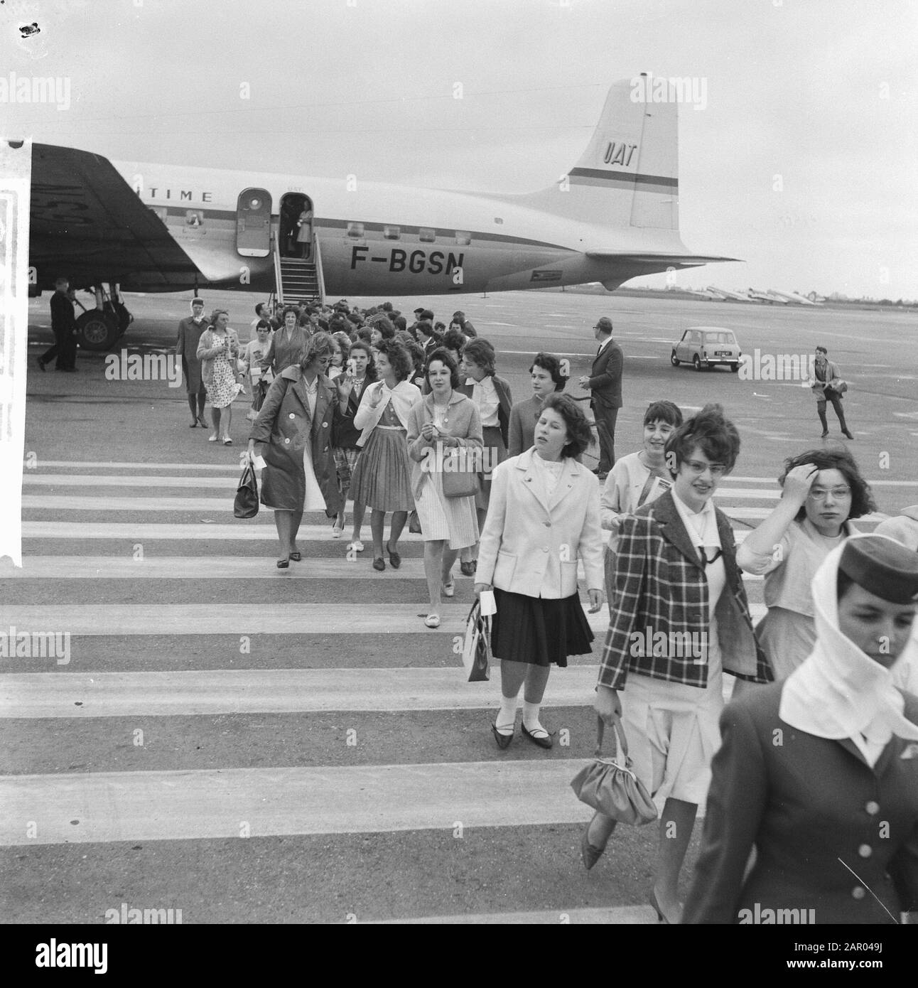 School trip children Black and White Stock Photos & Images - Alamy