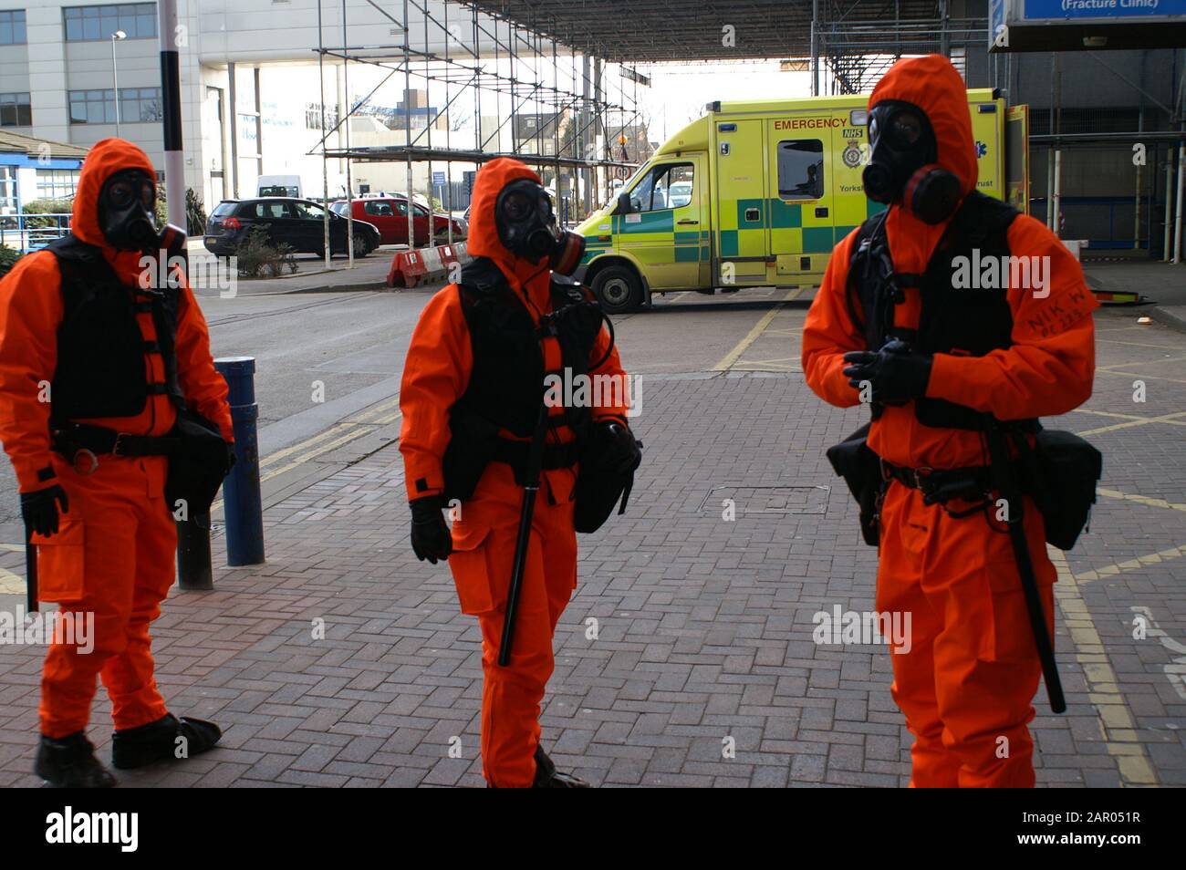 Quarantine suit hi-res stock photography and images - Alamy