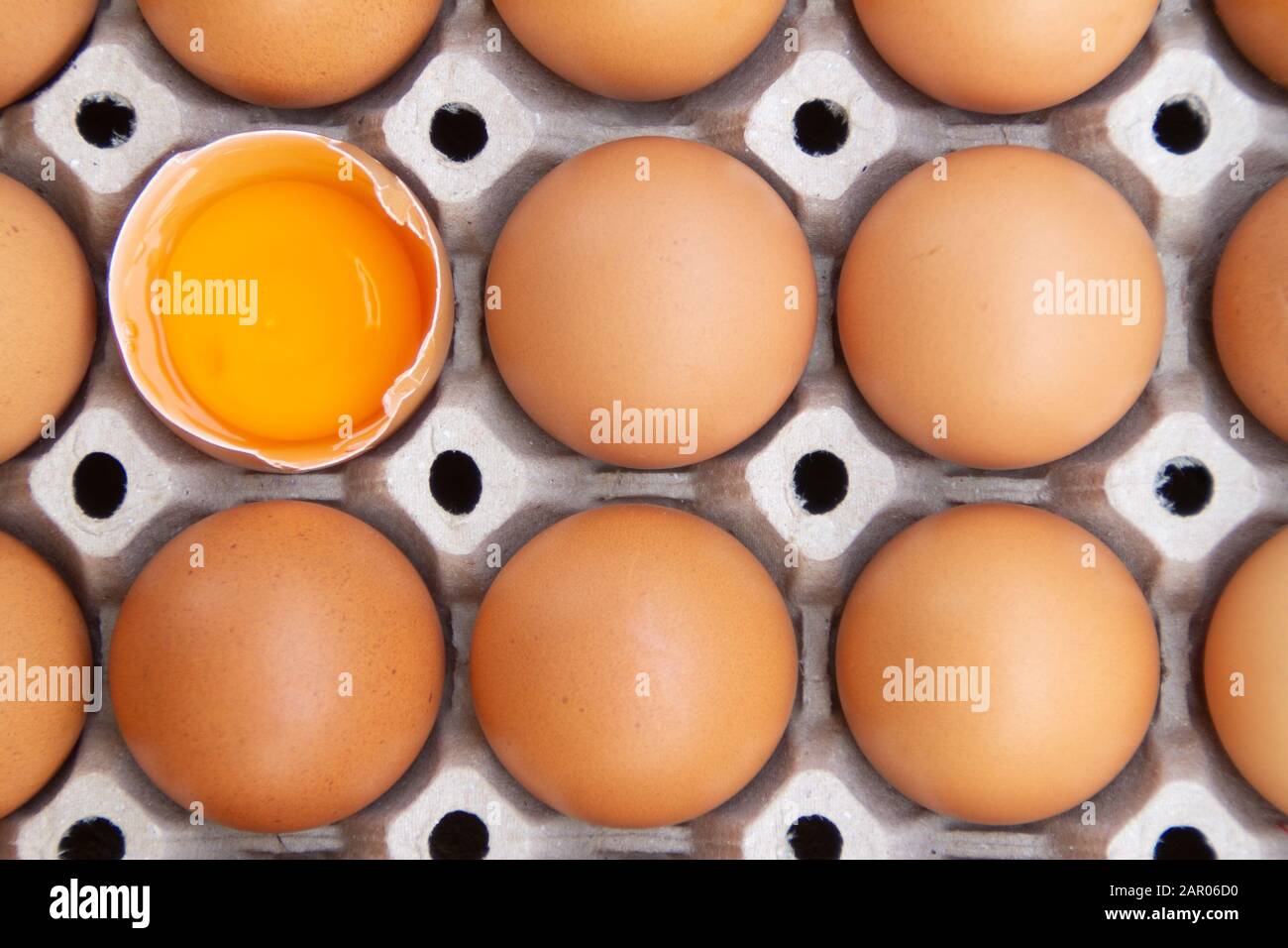 Egg shell paper texture hi-res stock photography and images - Alamy