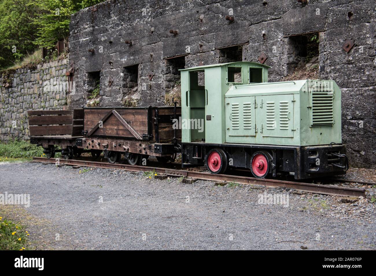 steel narrow-gauge railway in mining Stock Photo - Alamy