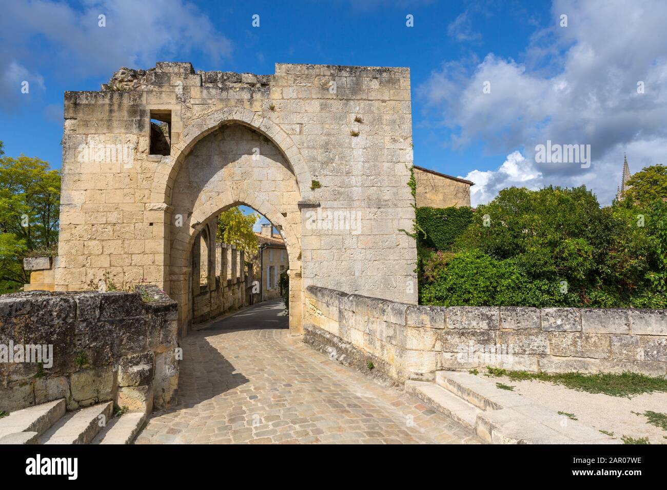 Old entrance of saint emilion, in aquitaine, france Stock Photo - Alamy